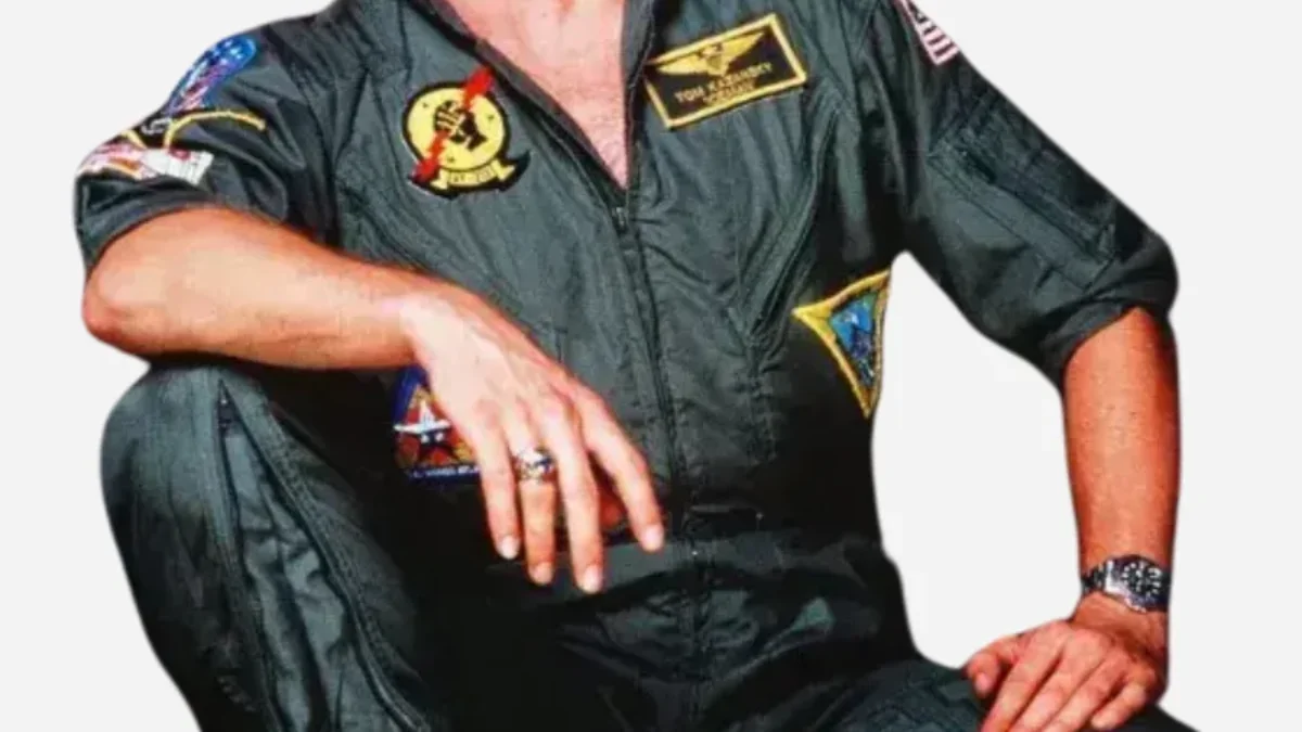 Val Kilmer Top Gun Flight Suit Tom Cruise Admits He Cried Filming Val